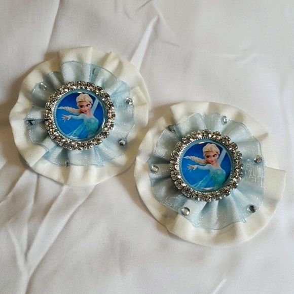 Jackie Sherwood | Accessories | Newdisney Fron Elsa Piggy Set 2 | Poshmark